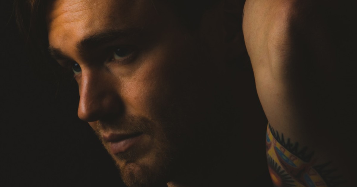 Aaron Pollock Talks About New Single "I Don't Drink Whiskey Anymore"