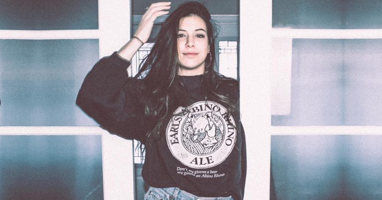 Who Is Robin Ottolini? An Artist Profile | Front Porch Music