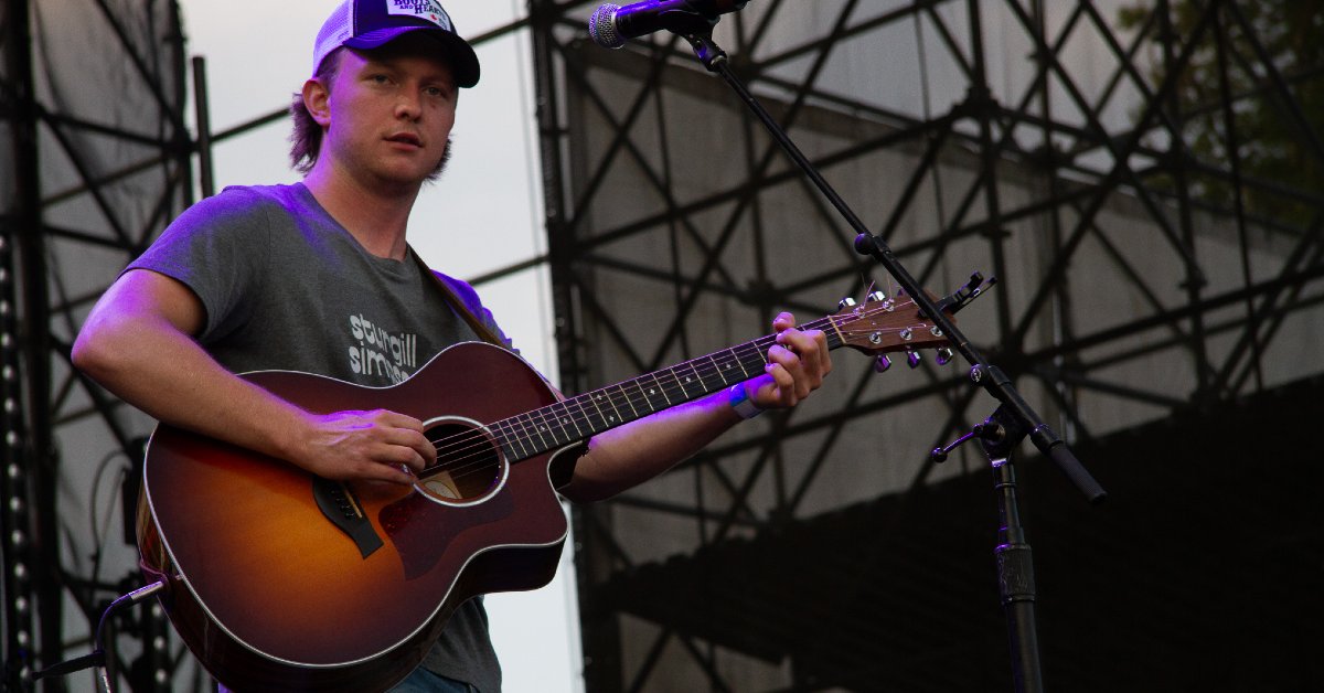 Riley Taylor Wins The 2021 Boots & Hearts Emerging Artist Showcase