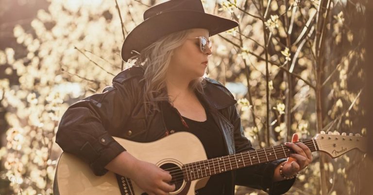 Introducing Female Country Artist Taylor Wilson | Front Porch Music