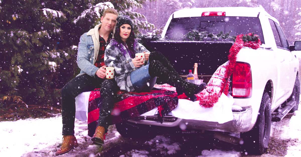 Nicole Rayy and Graham Scott Fleming Release "Tailgate Christmas"