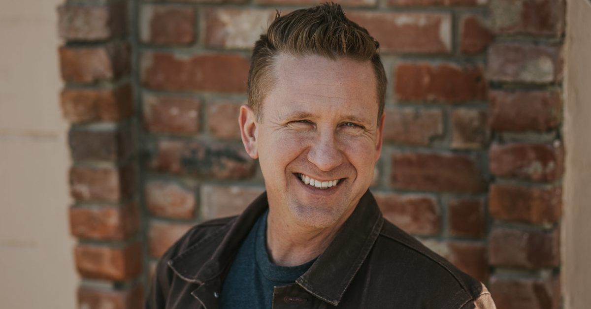 Grab A Beer And Check Out "6 Pack Town", Doug Folkins’ Latest Single