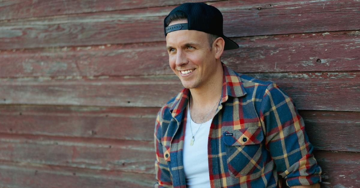 Eric Ethridge's Single "Made In Mexico" & Signs Management Deal