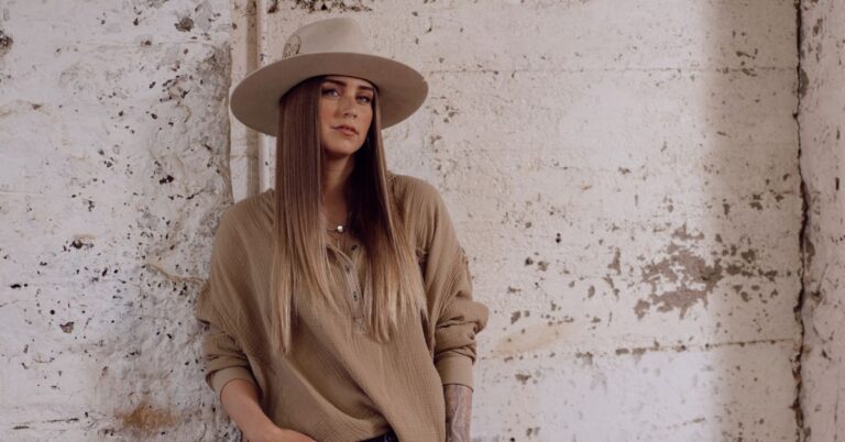 Alli Walker Responds to Morgan Wallen In "Sand In My Boots"