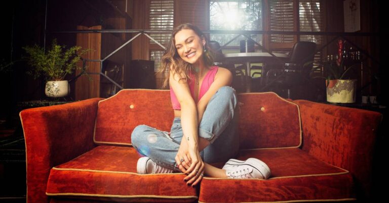 Megan Dawson Releases New Single "To Fall In Love"