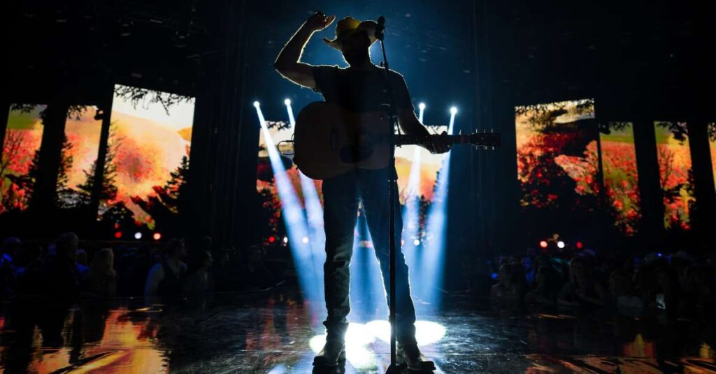 Thomas Rhett and MacKenzie Porter Host 2024 CCMA Awards