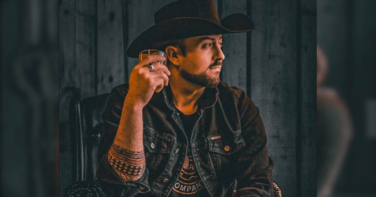 Jason Benoit Showcases New Sound With "25 To Life" | Front Porch Music